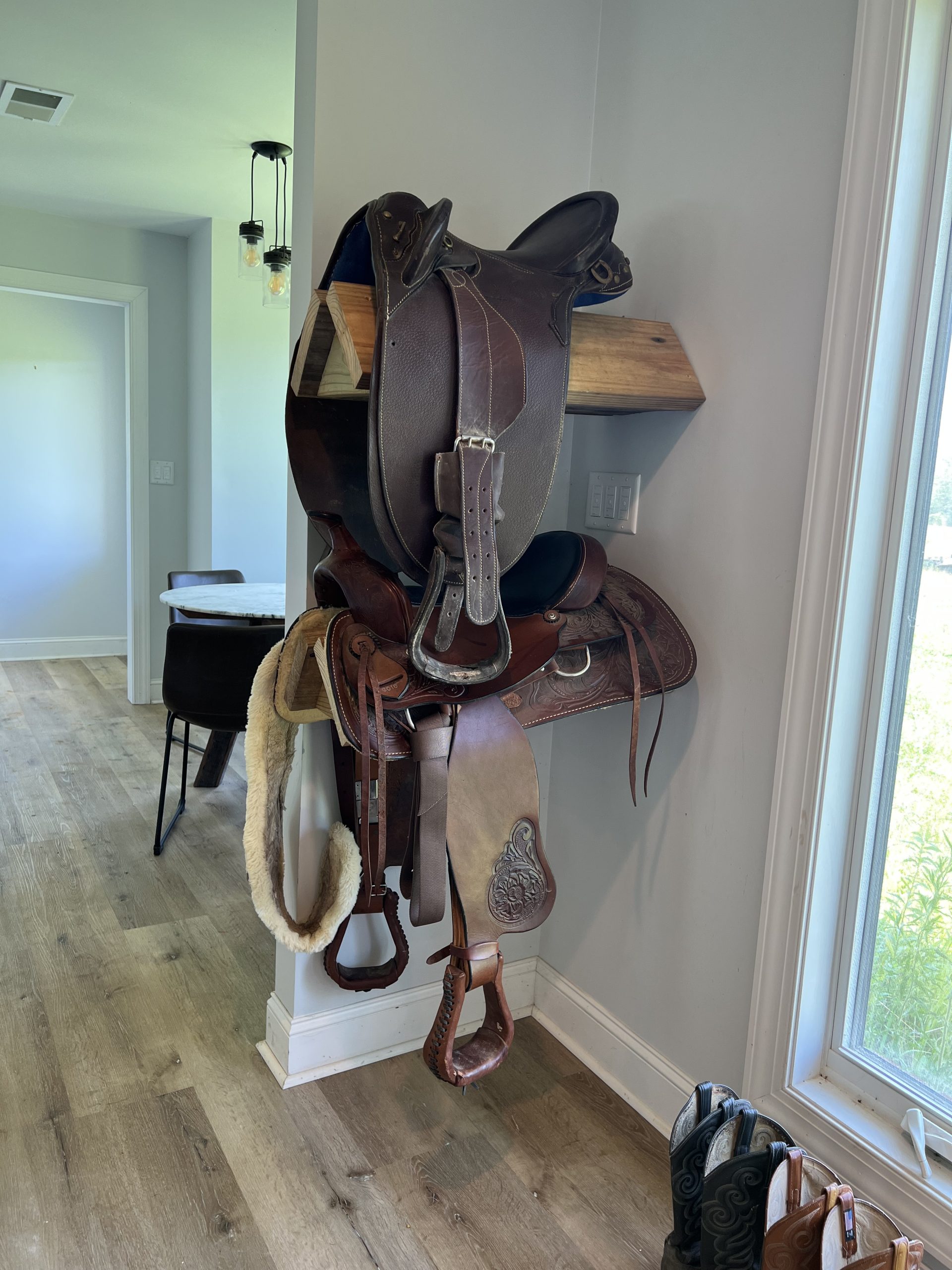 Building a Saddle Rack - Thirteen 13 Farms